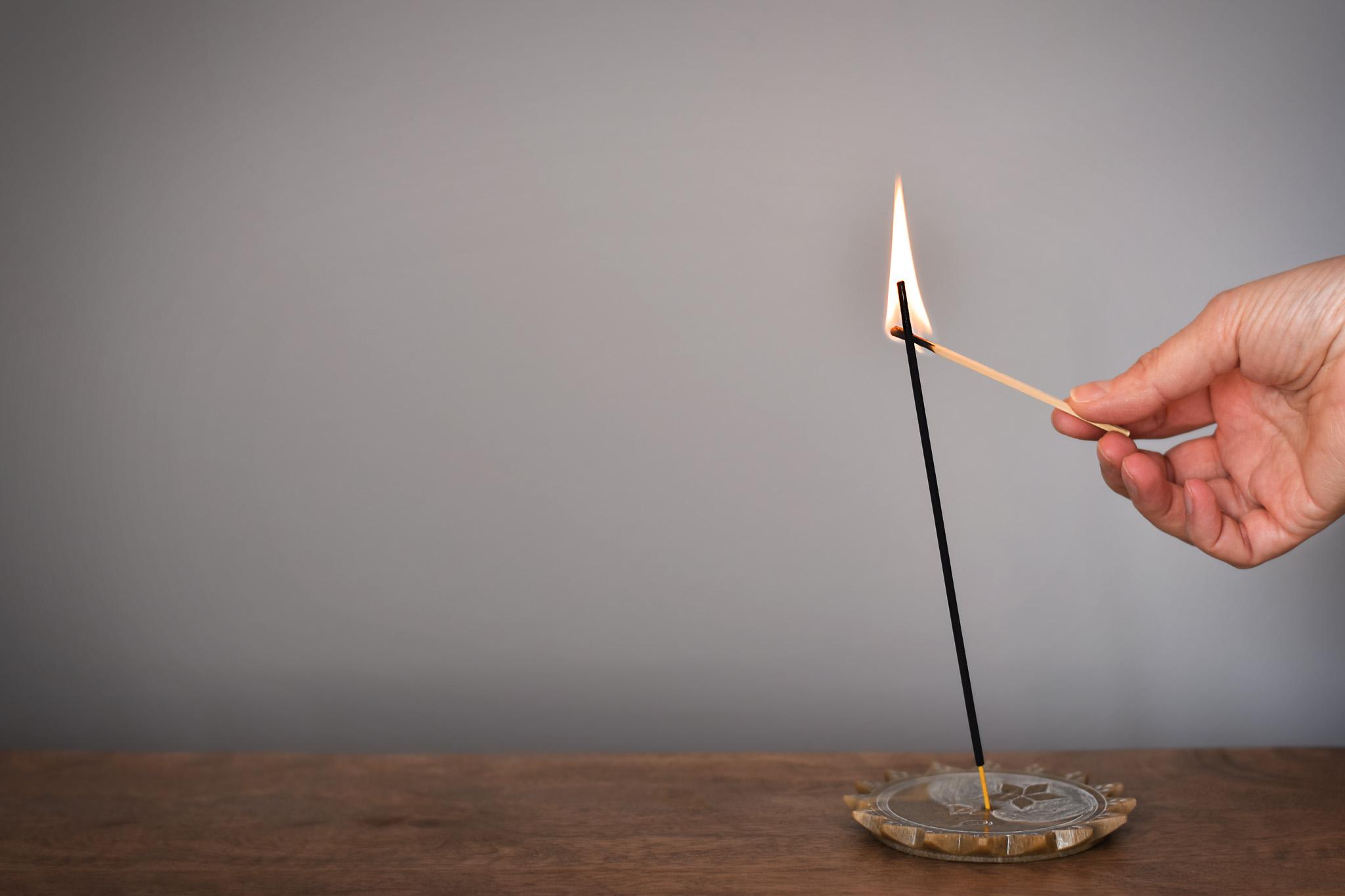 How To Use Incense Sticks